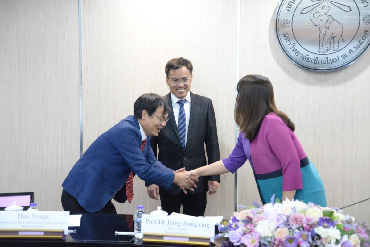 ข่าวสาร : ให้การต้อนรับคณะจาก Hezhou University ประเทศสาธารณรัฐประชาชน ...