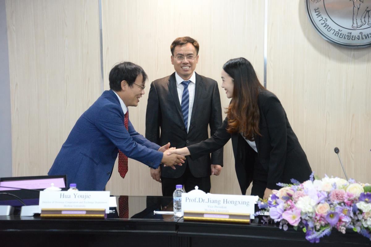 ข่าวสาร : ให้การต้อนรับคณะจาก Hezhou University ประเทศสาธารณรัฐประชาชน ...